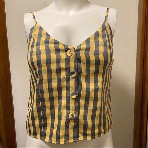 Gilli | Tops | Nwt Checkered Cropped Cami M | Poshmark